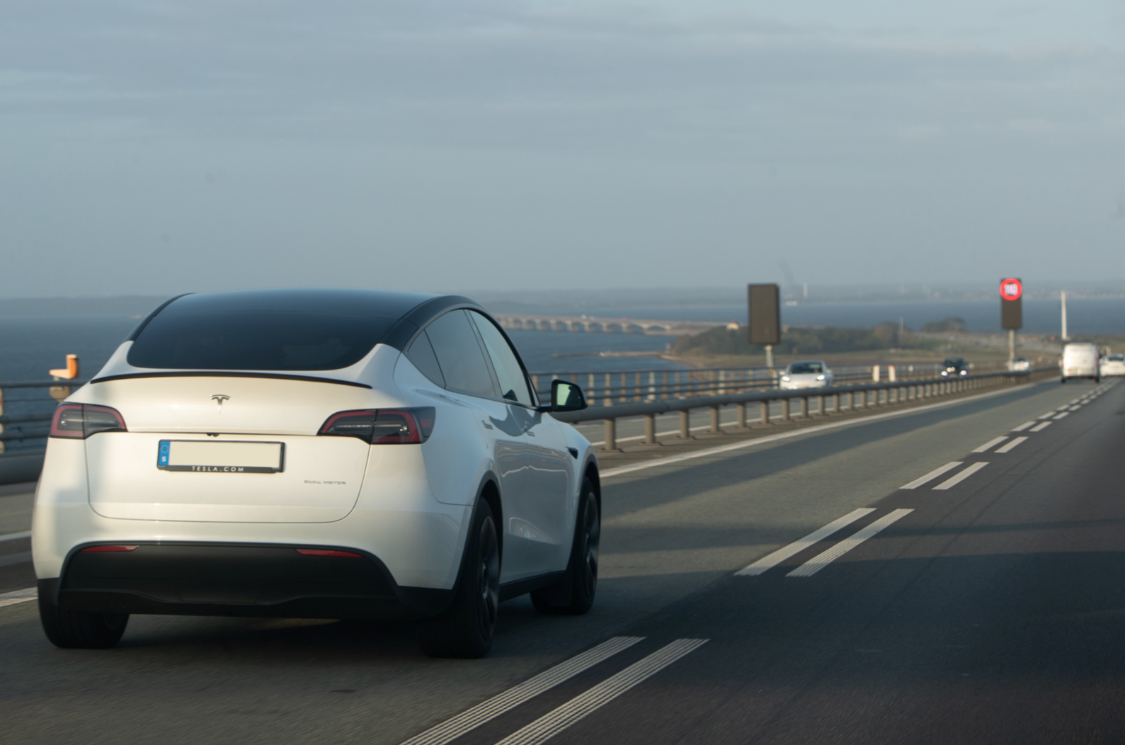 Tesla avslöjar en uppgraderad Model Y i Kina – Hamphi Sverige