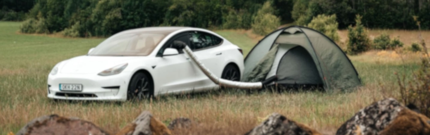 Tesla Model X Camping / Friluftsliv - Tält, Luftmadrass, Kylväska ...