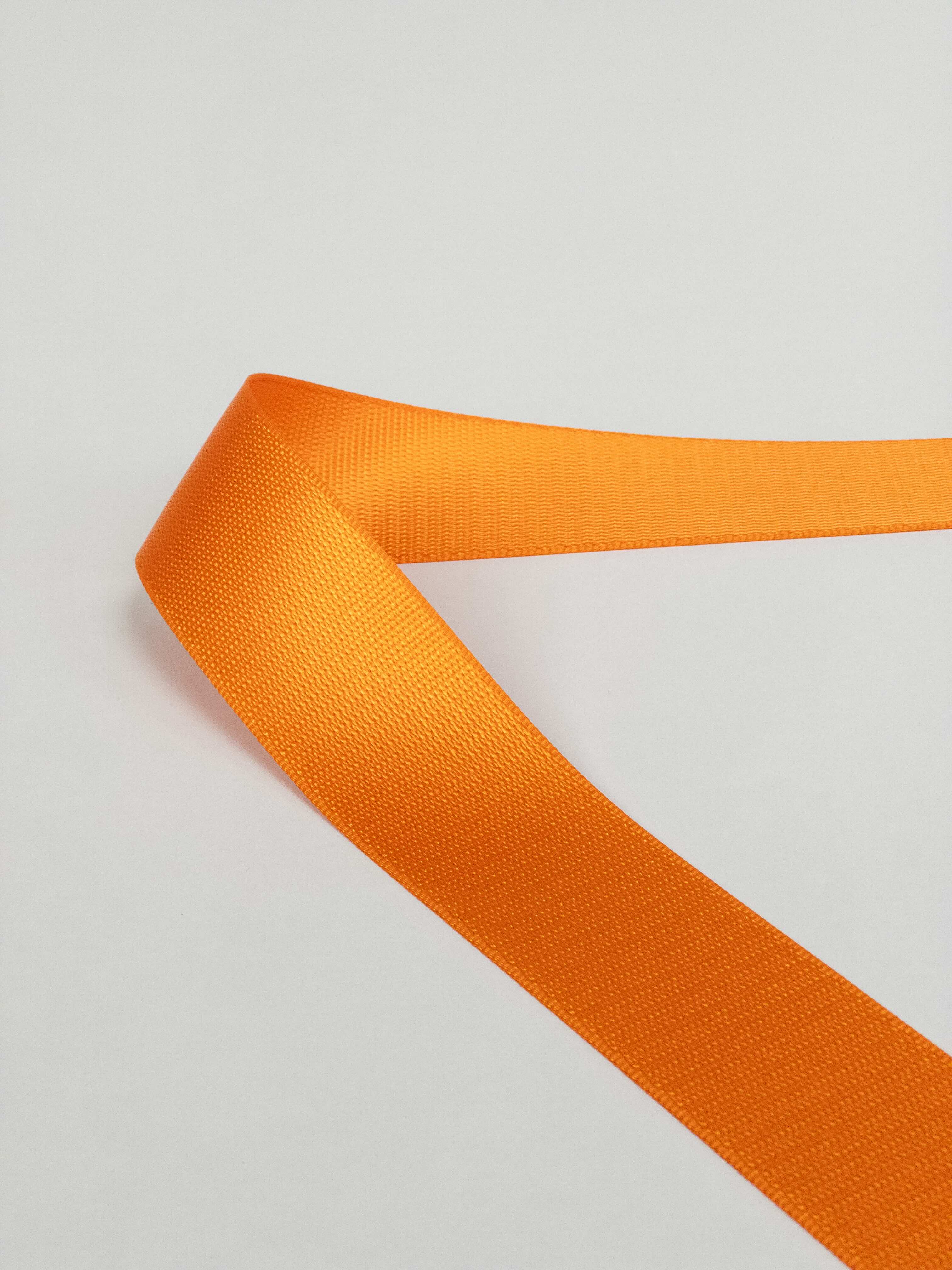 Orangea Säkerhetsbälten – Hamphi.com